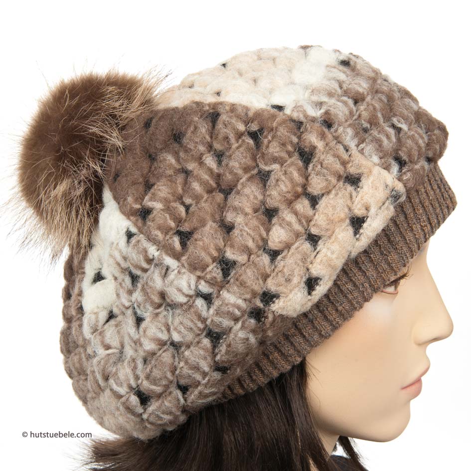 basque cap with fur bobble --> Online Hatshop for hats, caps, headbands ...